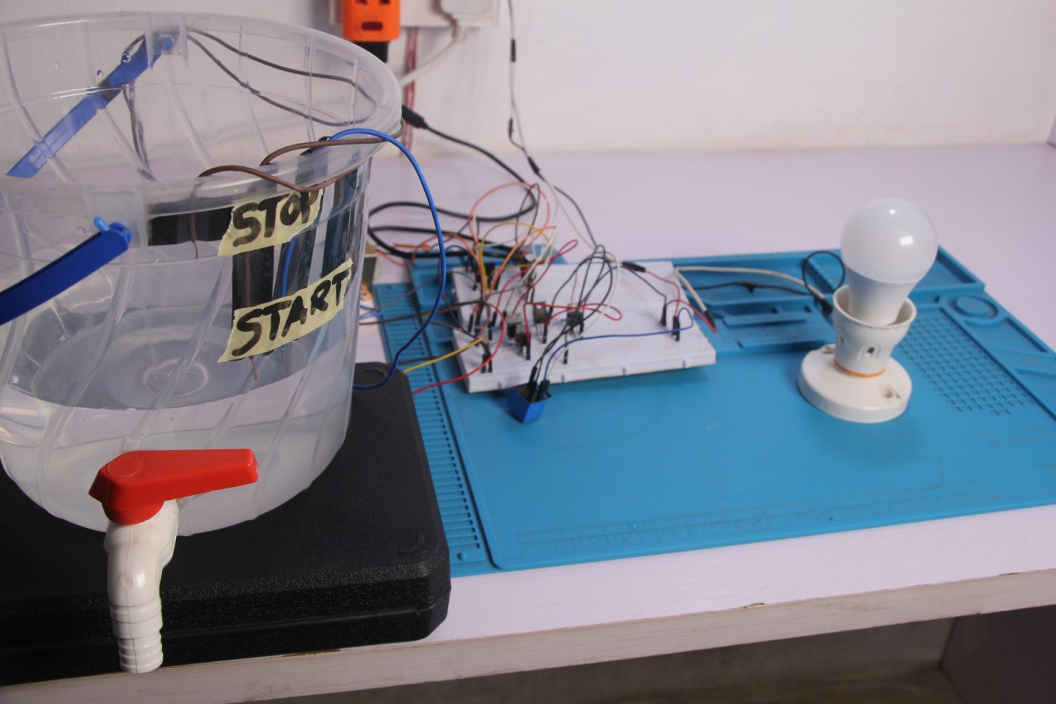 Automatic Water Level Controller Project - ETTRONICS HIGHTECH LIMITED